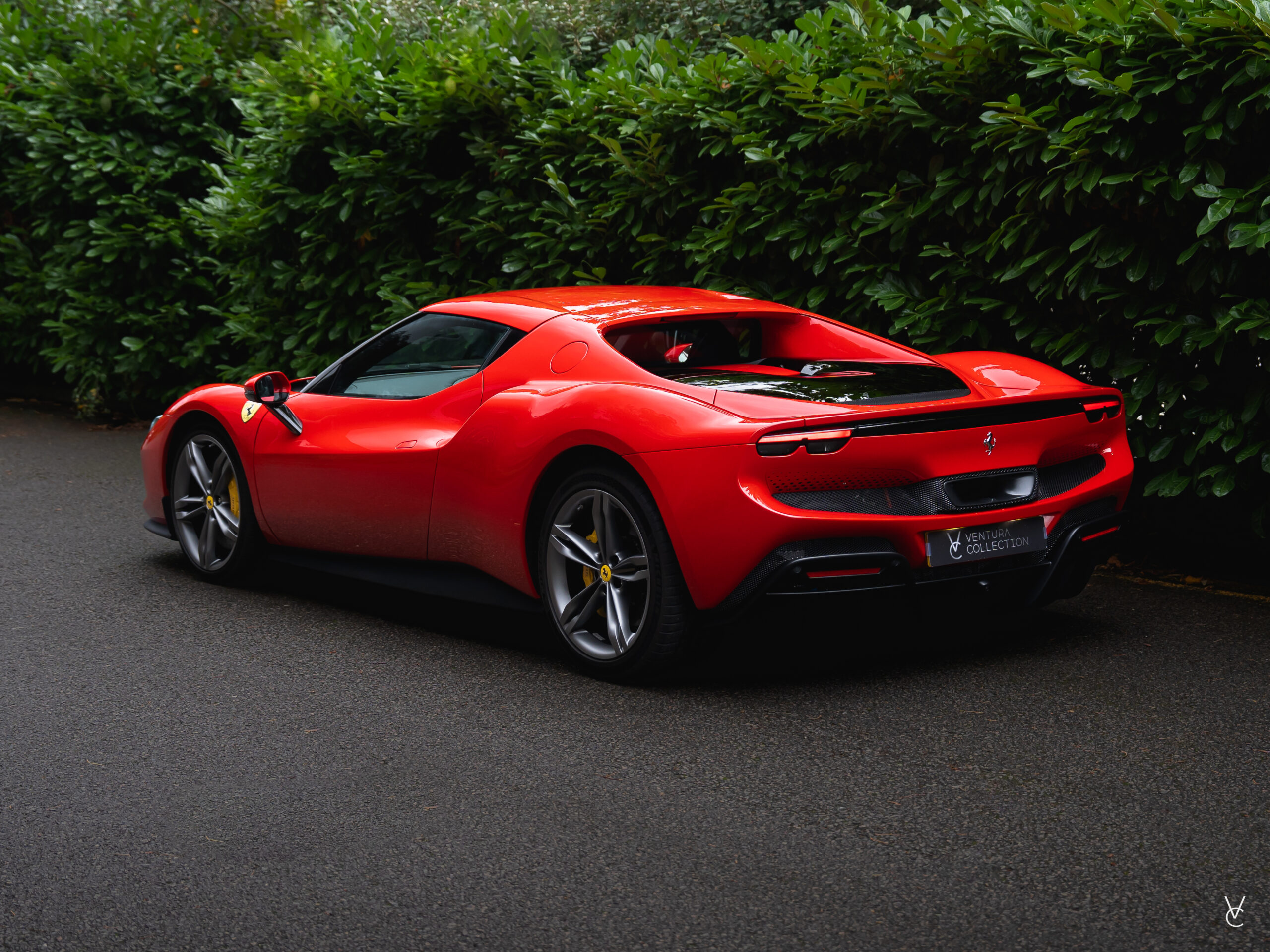 Ferrari 296 GTB 3.0T V6 7.45kWh Coupe 2dr Petrol Plug-in Hybrid F1 DCT ...